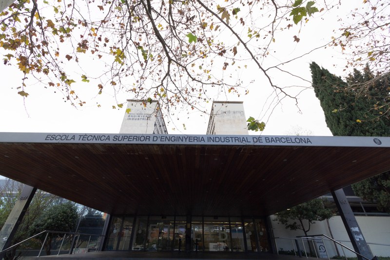 Imatge porta ETSEIB — Escola Tècnica Superior d'Enginyeria Industrial ...